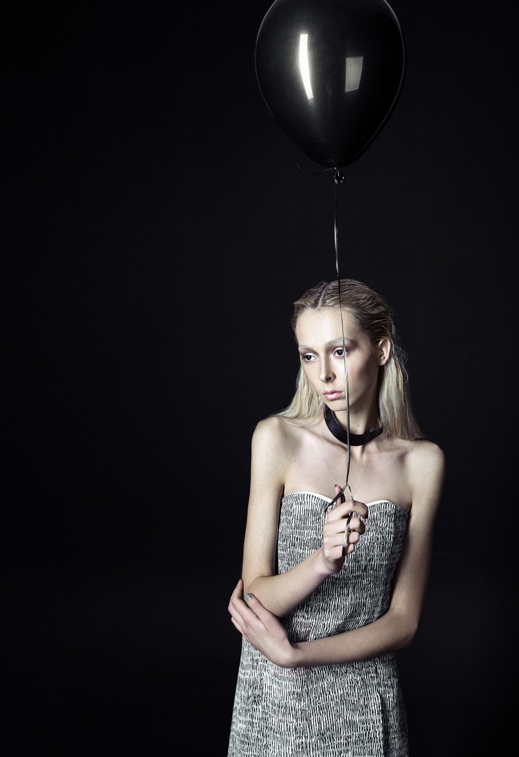 ‘Moonassi’ Editorial | London Design Collective